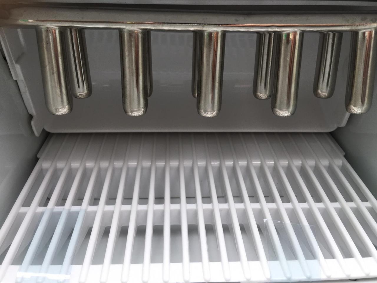 Cater-Ice CK2015 Manual Fill Portable Ice Machine 15kg/24hr - 0.8kg-1kg ...